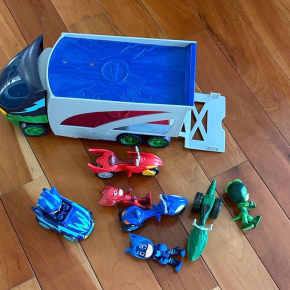 pj masks | Toys | P J Masks Transforming Hauler With Figures Set ...